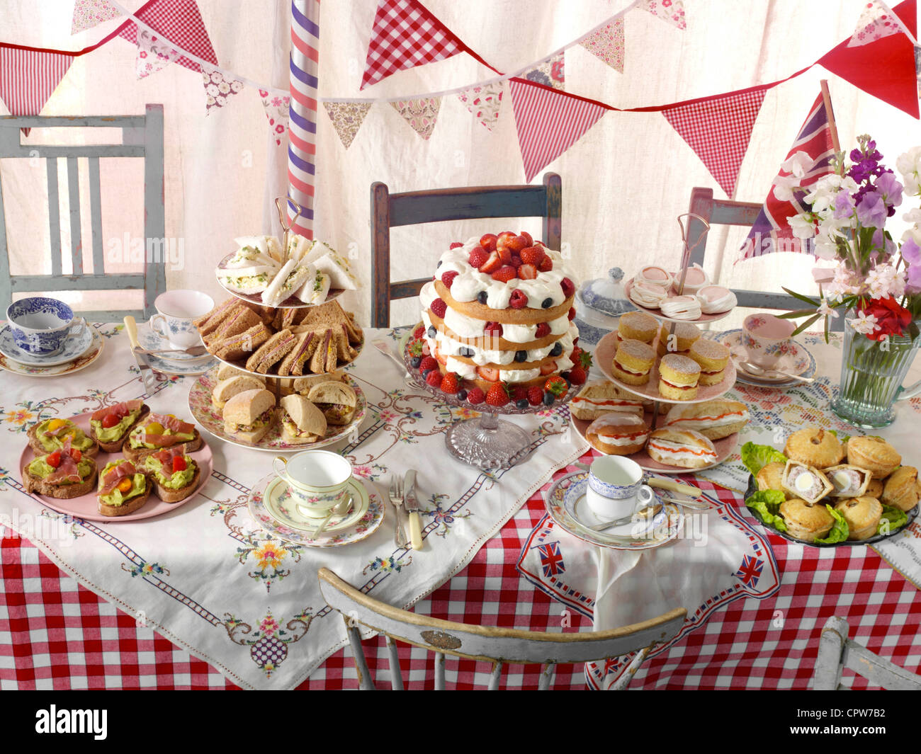 Jubilee chicken hi-res stock photography and images - Alamy