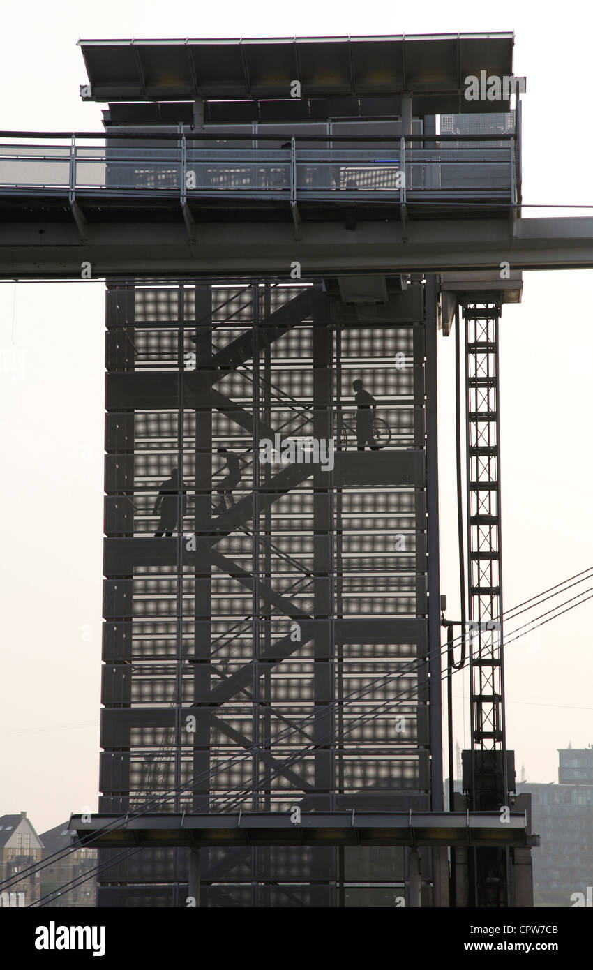 London bridge stairs hi-res stock photography and images - Alamy