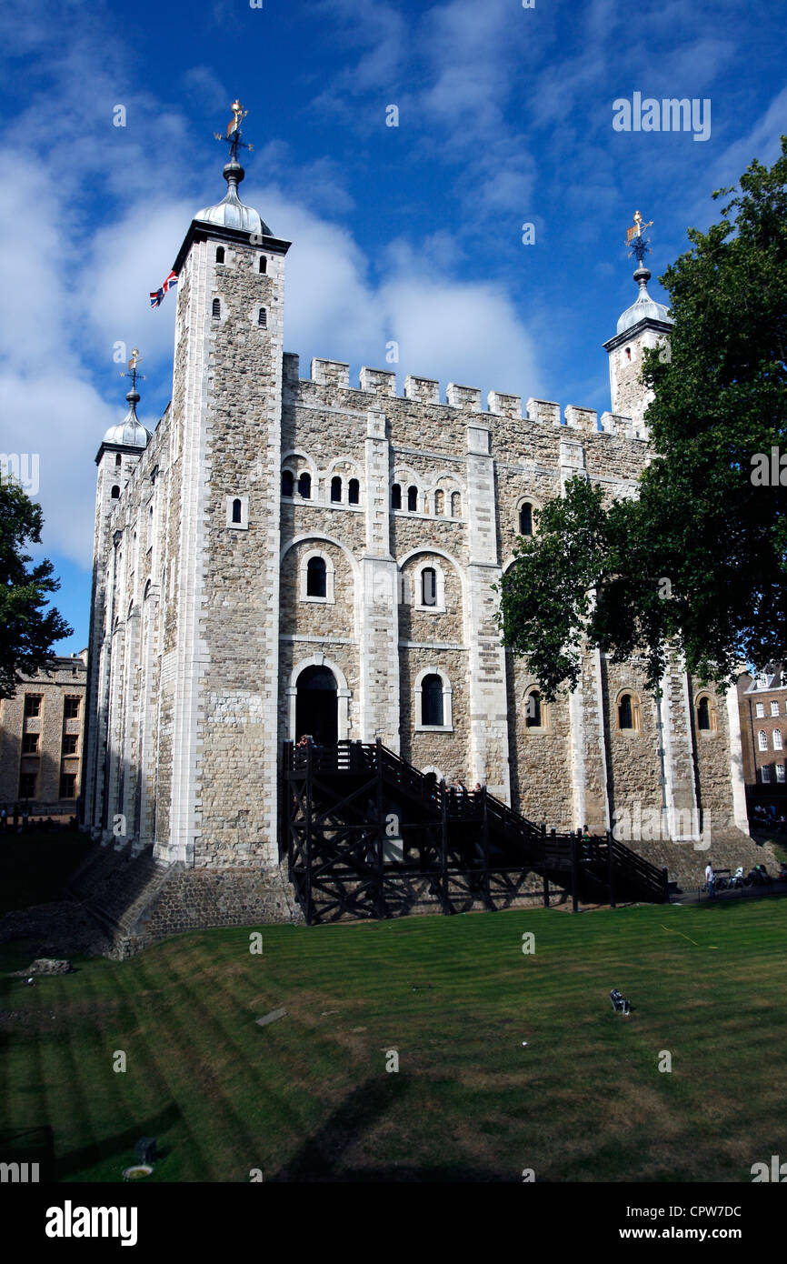 White tower keep centre norman fo hi-res stock photography and images ...
