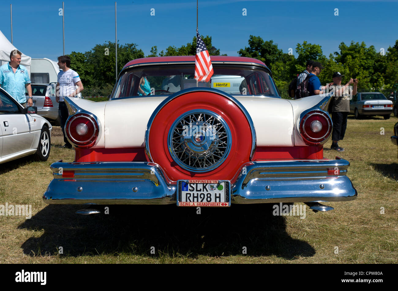 1957 ford fairlane 500 hi-res stock photography and images - Alamy