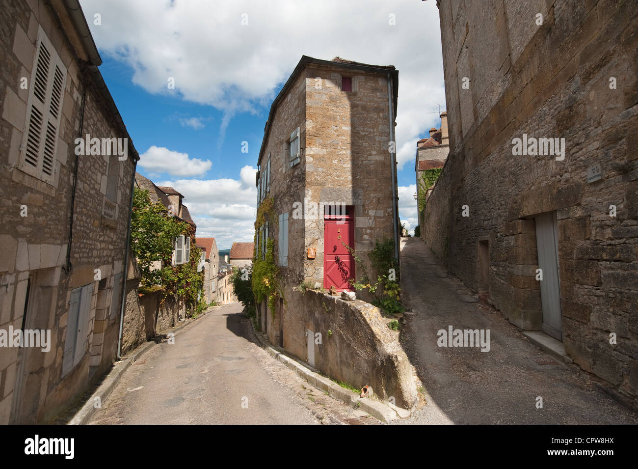 Narrow house hi-res stock photography and images - Alamy