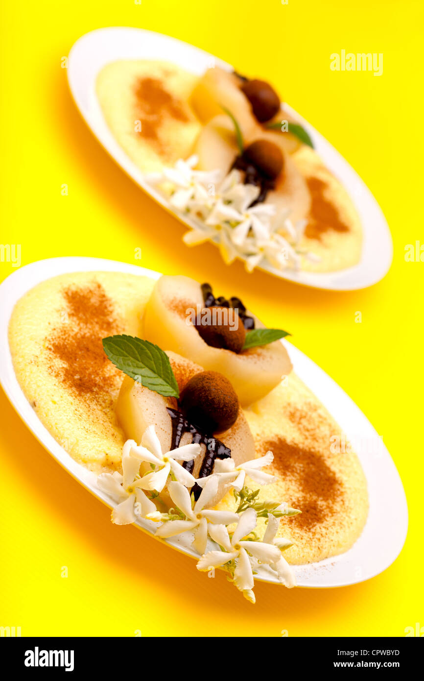 Cream and pears hi-res stock photography and images - Alamy