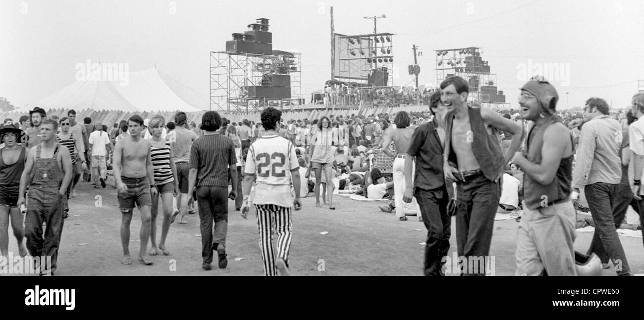 1970 pop festival hi-res stock photography and images - Alamy