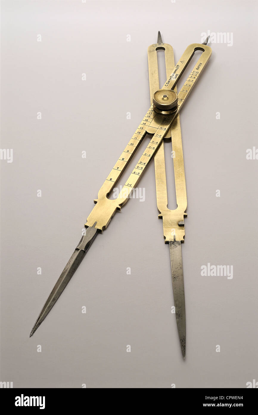 Brass proportional dividers Stock Photo - Alamy