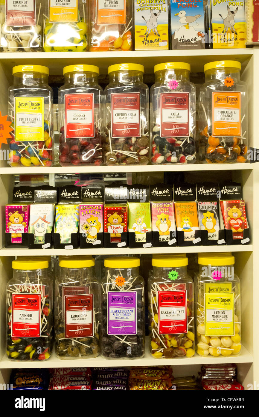 Old fashioned sweets hi-res stock photography and images - Alamy