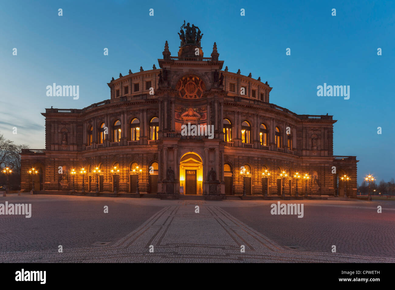 Saechsische state opera dresden hi-res stock photography and images - Alamy
