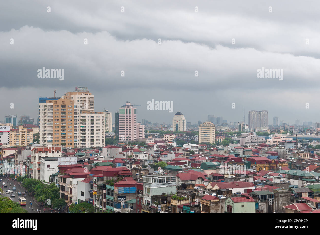 Hanoi rain hi-res stock photography and images - Alamy
