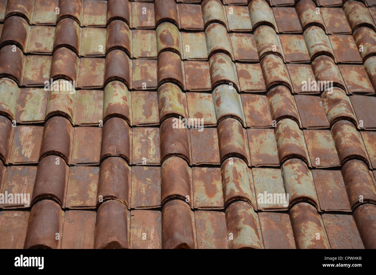 Clay roof pattern hi-res stock photography and images - Alamy