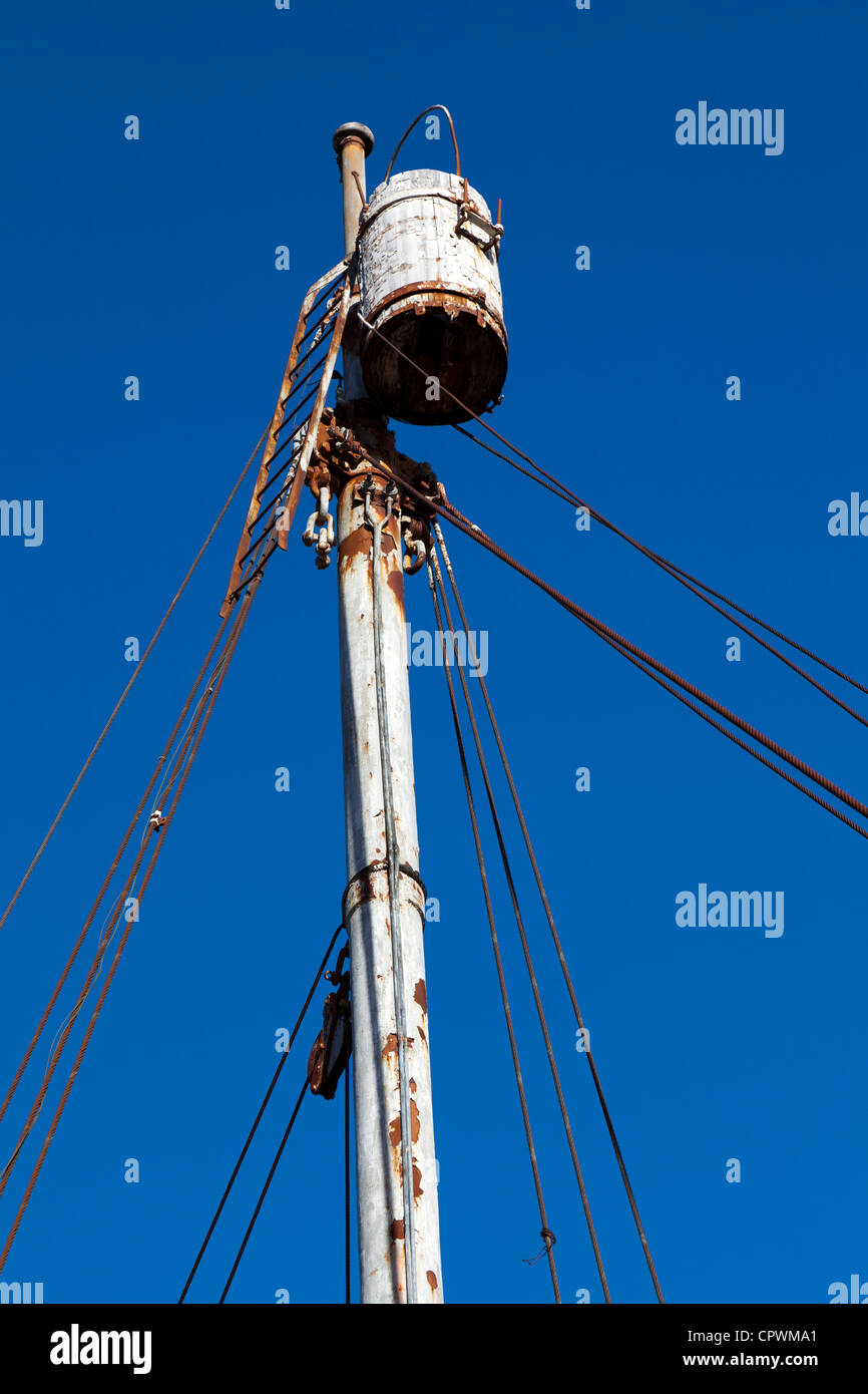Grytviken wreck hi-res stock photography and images - Alamy