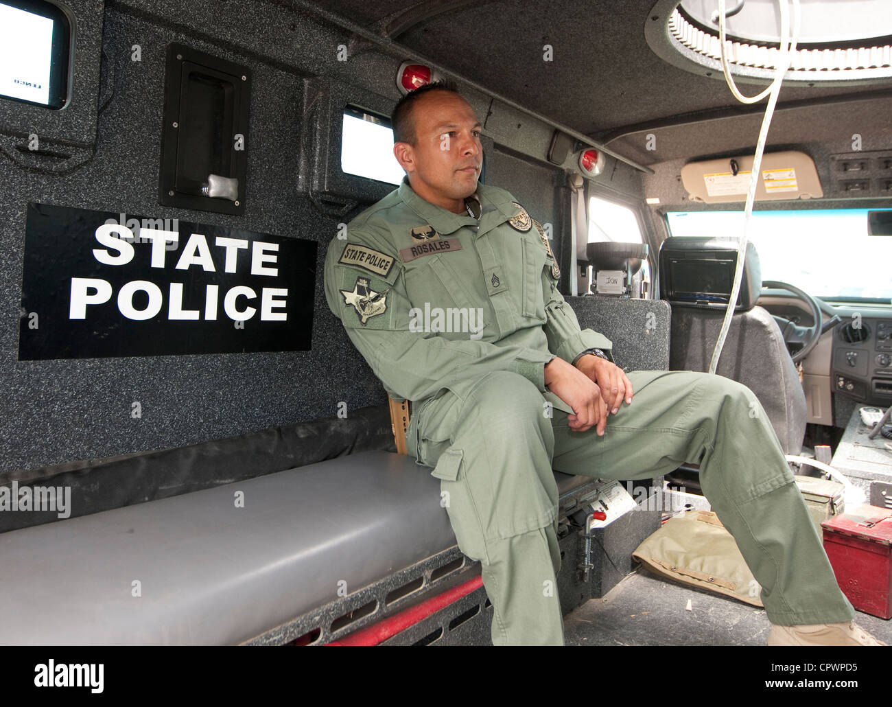 Swat vehicle hi-res stock photography and images - Alamy