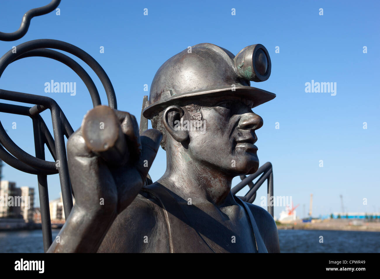 'From Pit to Port' Sculpture by John Clinch - Coal Miner Statue in ...