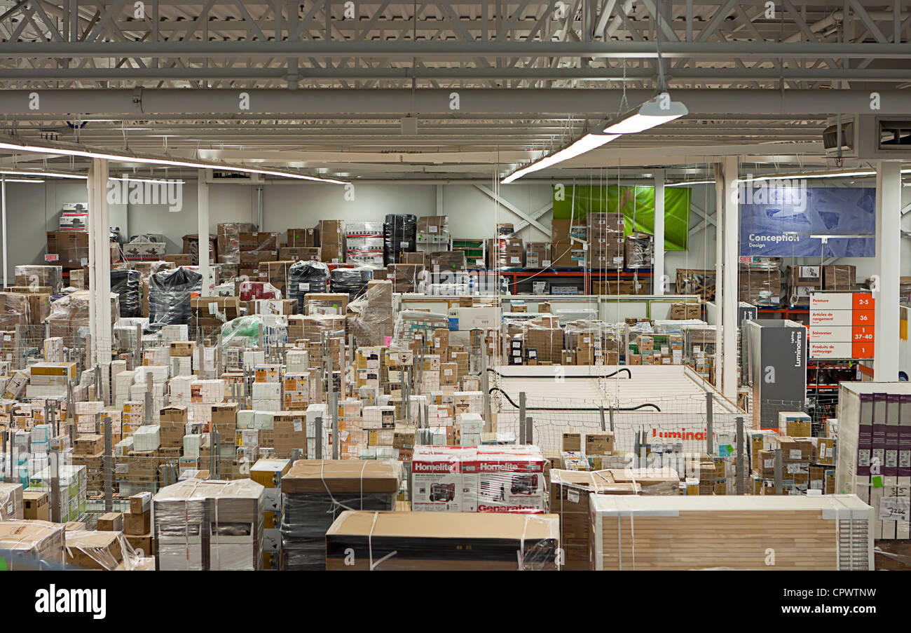 hardware warehouse store Stock Photo - Alamy