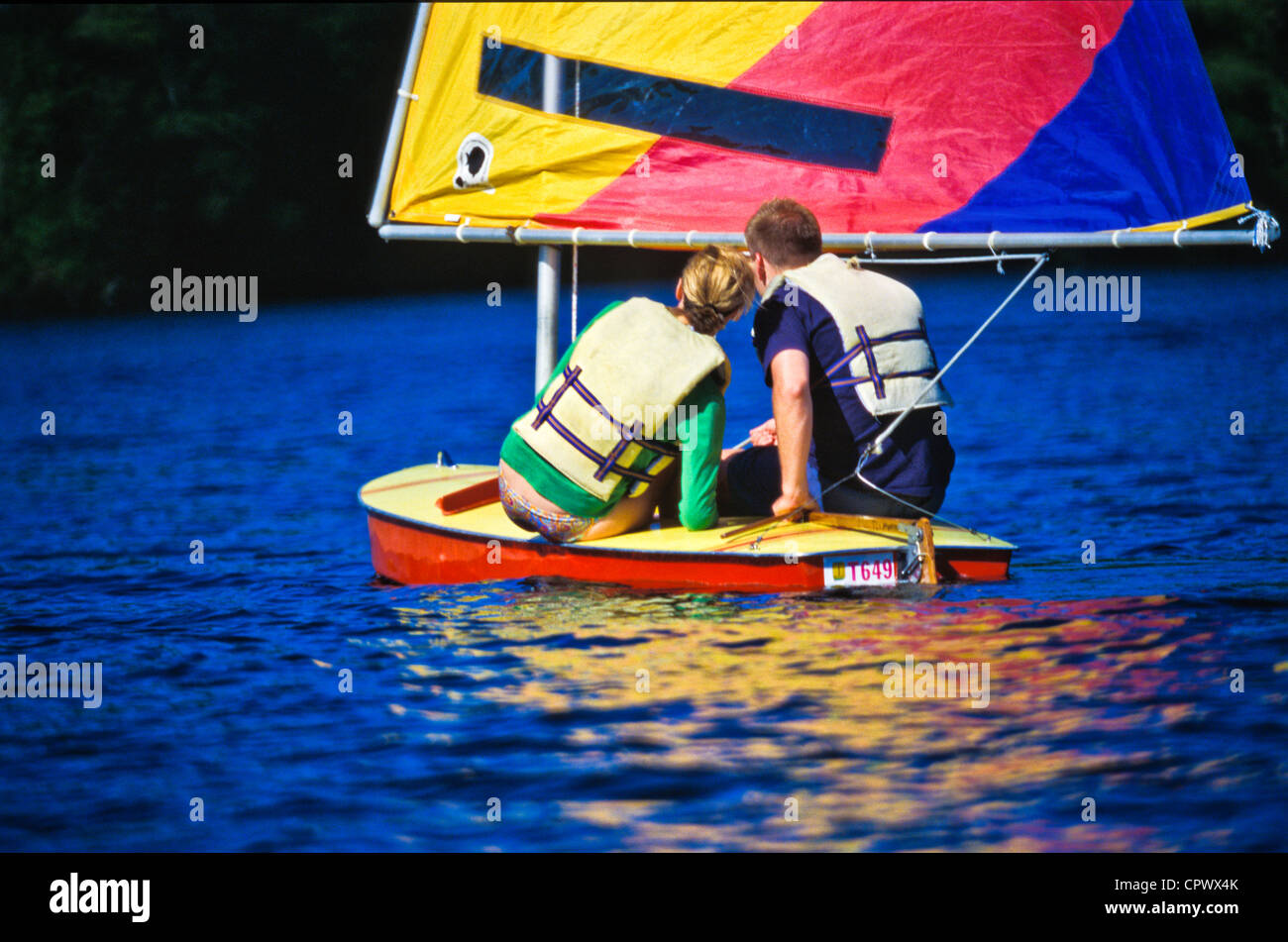 Vacation holiday boating fun on Lake Sunapee waters Stock Photo - Alamy
