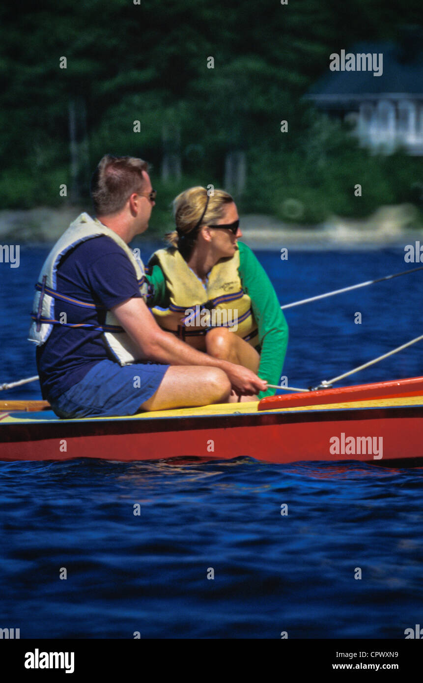 Vacation holiday boating fun on Lake Sunapee waters Stock Photo - Alamy