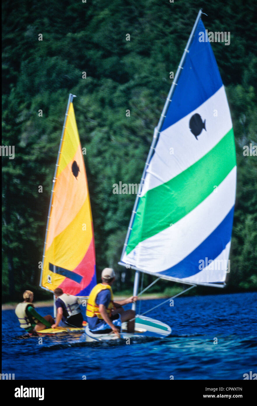 Vacation holiday boating fun on Lake Sunapee waters Stock Photo - Alamy