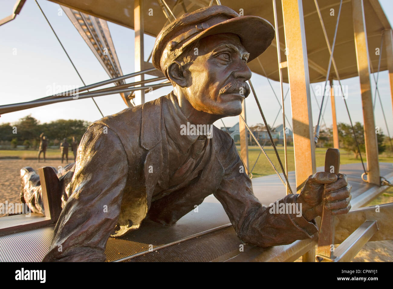 FIRST FLIGHT SCULPTURE (©STEVEN H SMITH 2003) WRIGHT BROTHERS NATIONAL ...