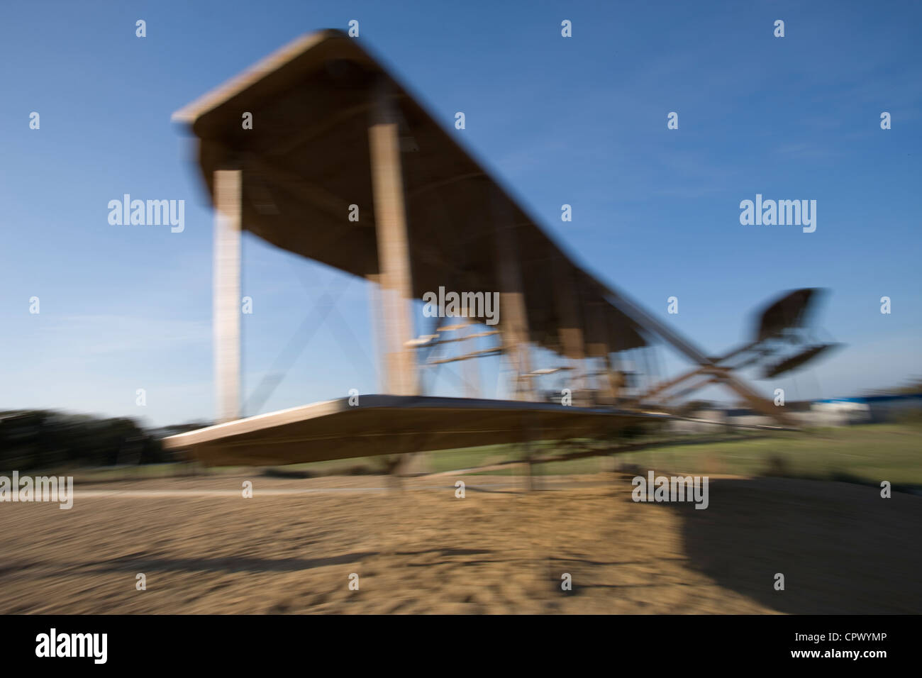 FIRST FLIGHT SCULPTURE (©STEVEN H SMITH 2003) WRIGHT BROTHERS NATIONAL ...