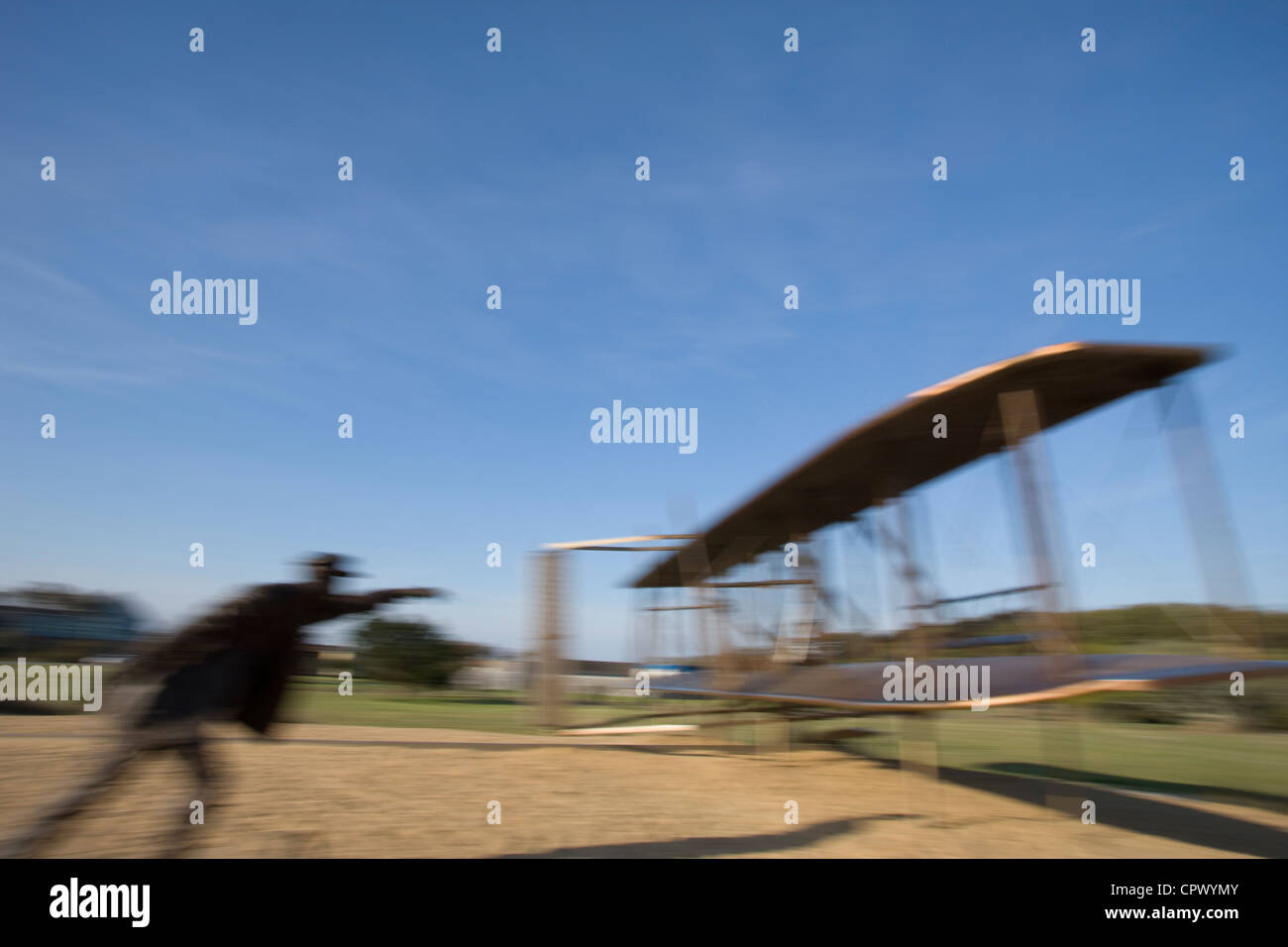 FIRST FLIGHT SCULPTURE (©STEVEN H SMITH 2003) WRIGHT BROTHERS NATIONAL ...