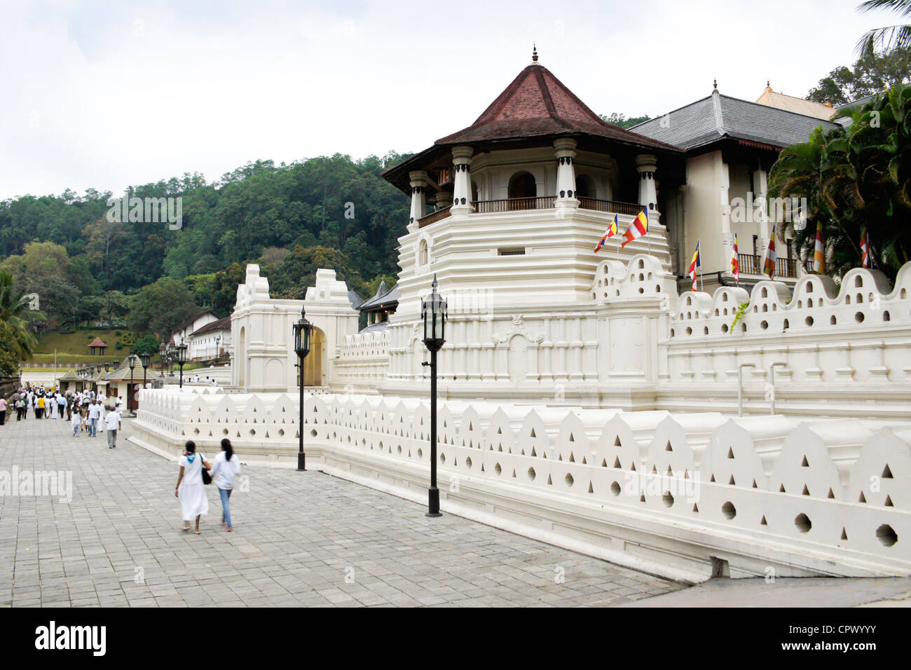 Temple of the Sacred Tooth Relic (Dalada Maligawa), Kandy, Sri Lanka ...