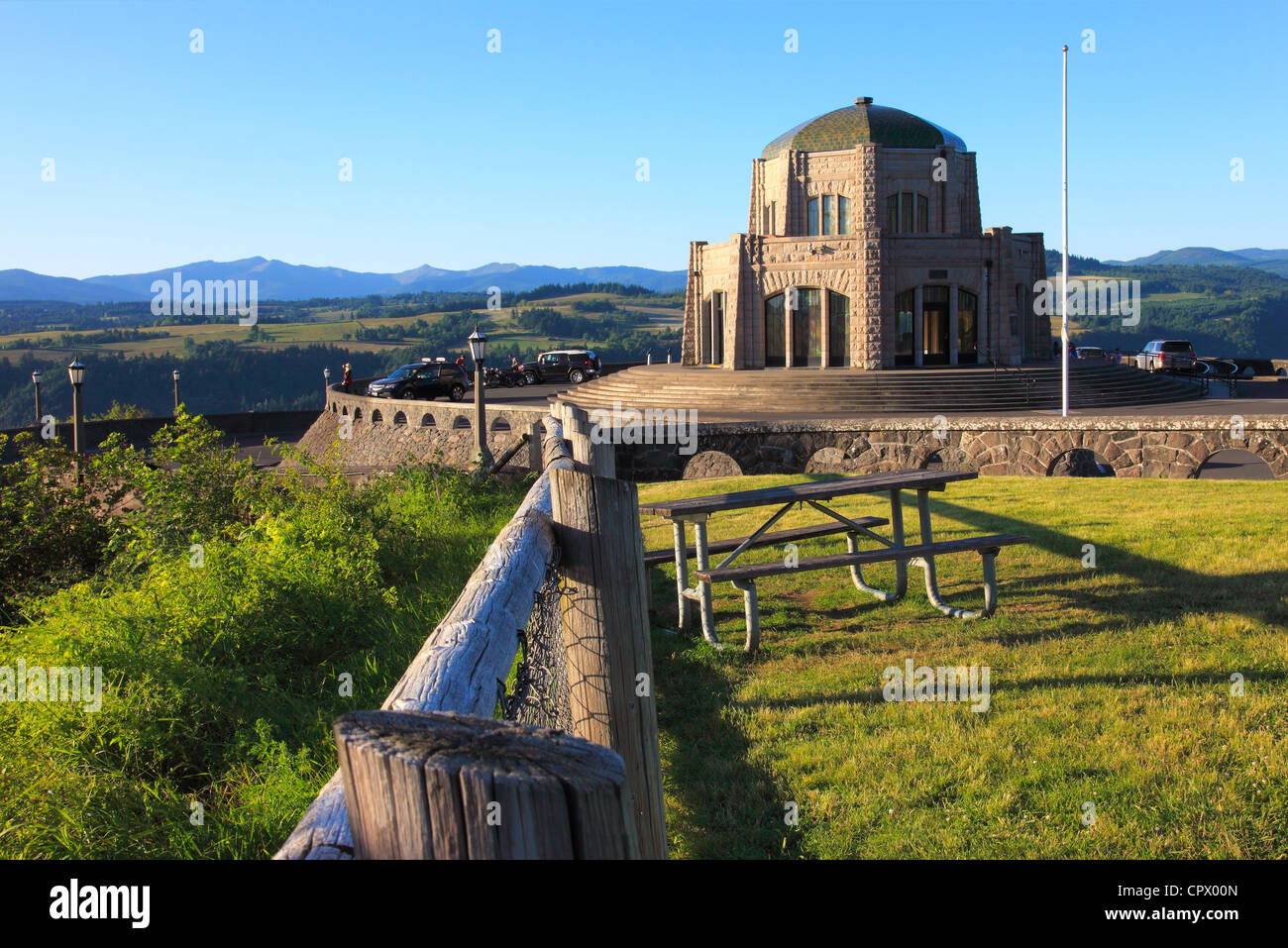 Vista House a historic landmark, Portland OR Stock Photo - Alamy