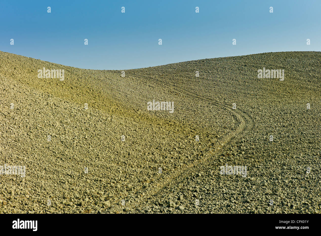 Tuscan parched landscape sun-baked soil in Val D'Orcia, Tuscany, Italy ...