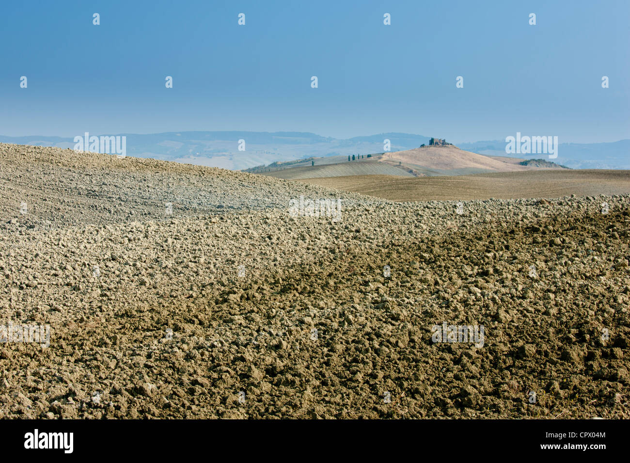 Tuscan parched landscape sun-baked soil in Val D'Orcia, Tuscany, Italy ...