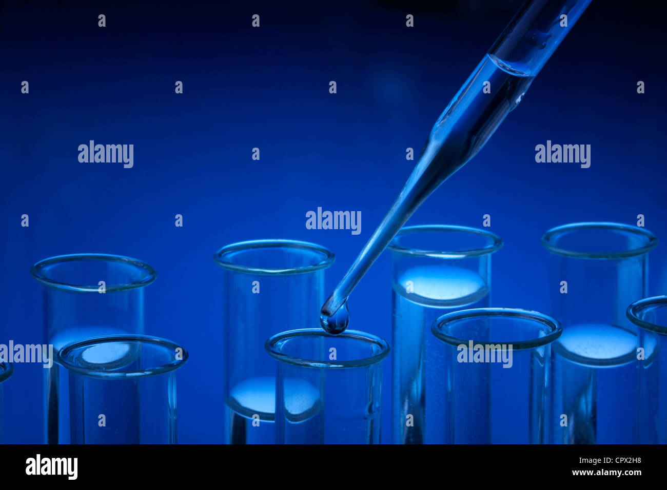 Glassware hi-res stock photography and images - Alamy