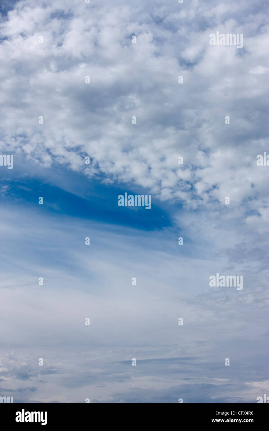 Blue sky clouds in nature hi-res stock photography and images - Alamy