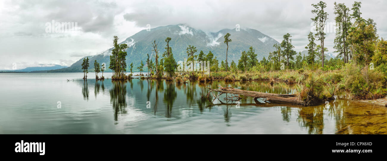 Lake Brunner panorama. New Zealand Stock Photo - Alamy