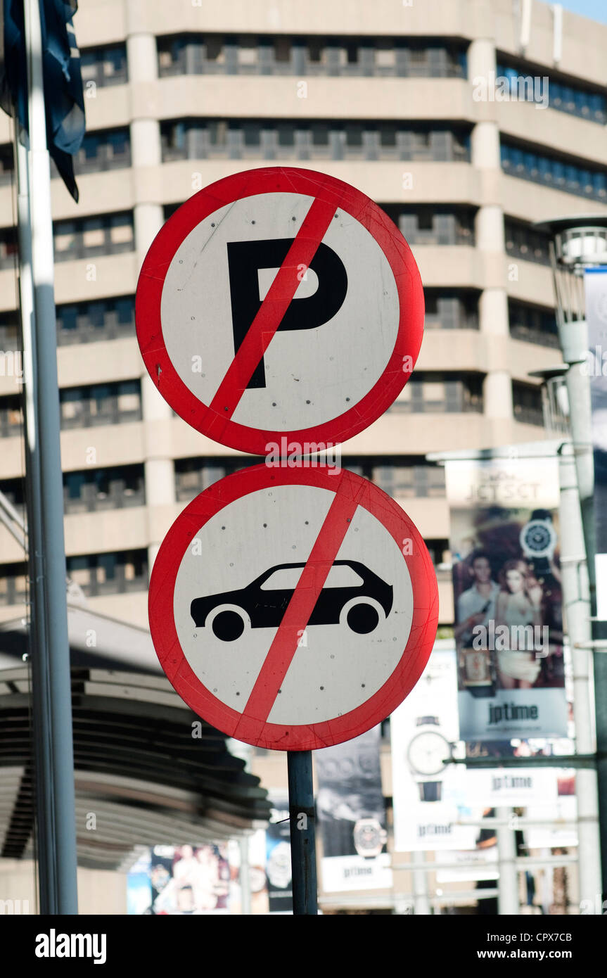 Gauteng road sign hi-res stock photography and images - Alamy