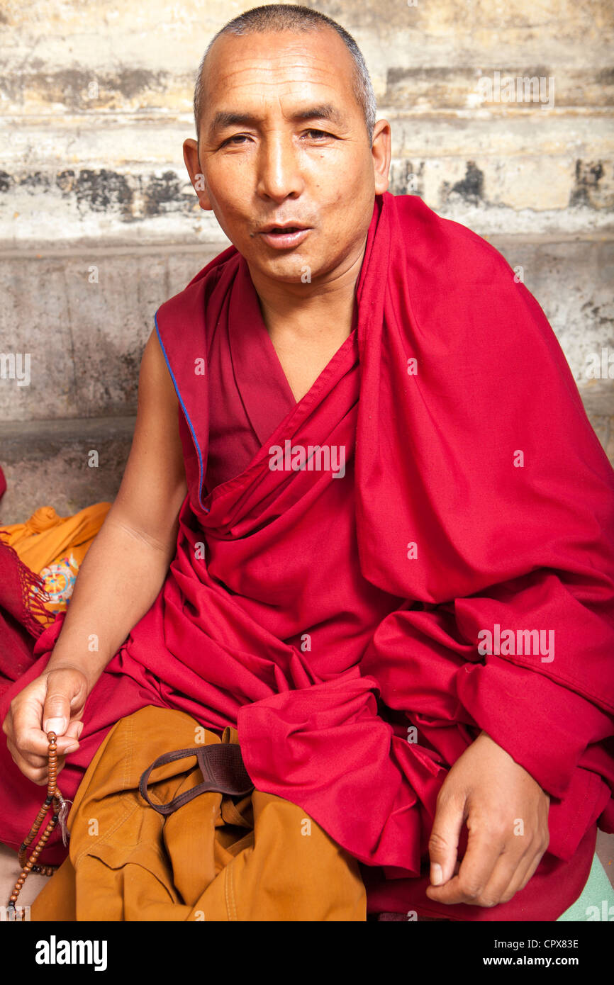 Buddhist pilgrim portrait, Mahabodhi Temple, Bodh Gaya, Bihar, India ...