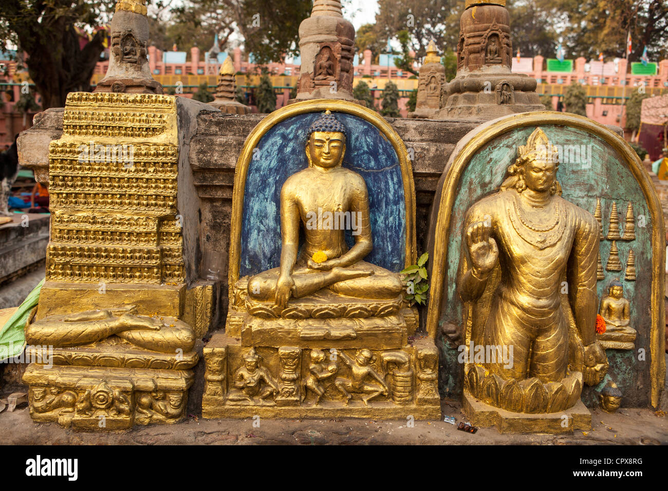 Buddha image in Mahabodhi Temple, Bodh Gaya, Bihar, India Stock Photo ...