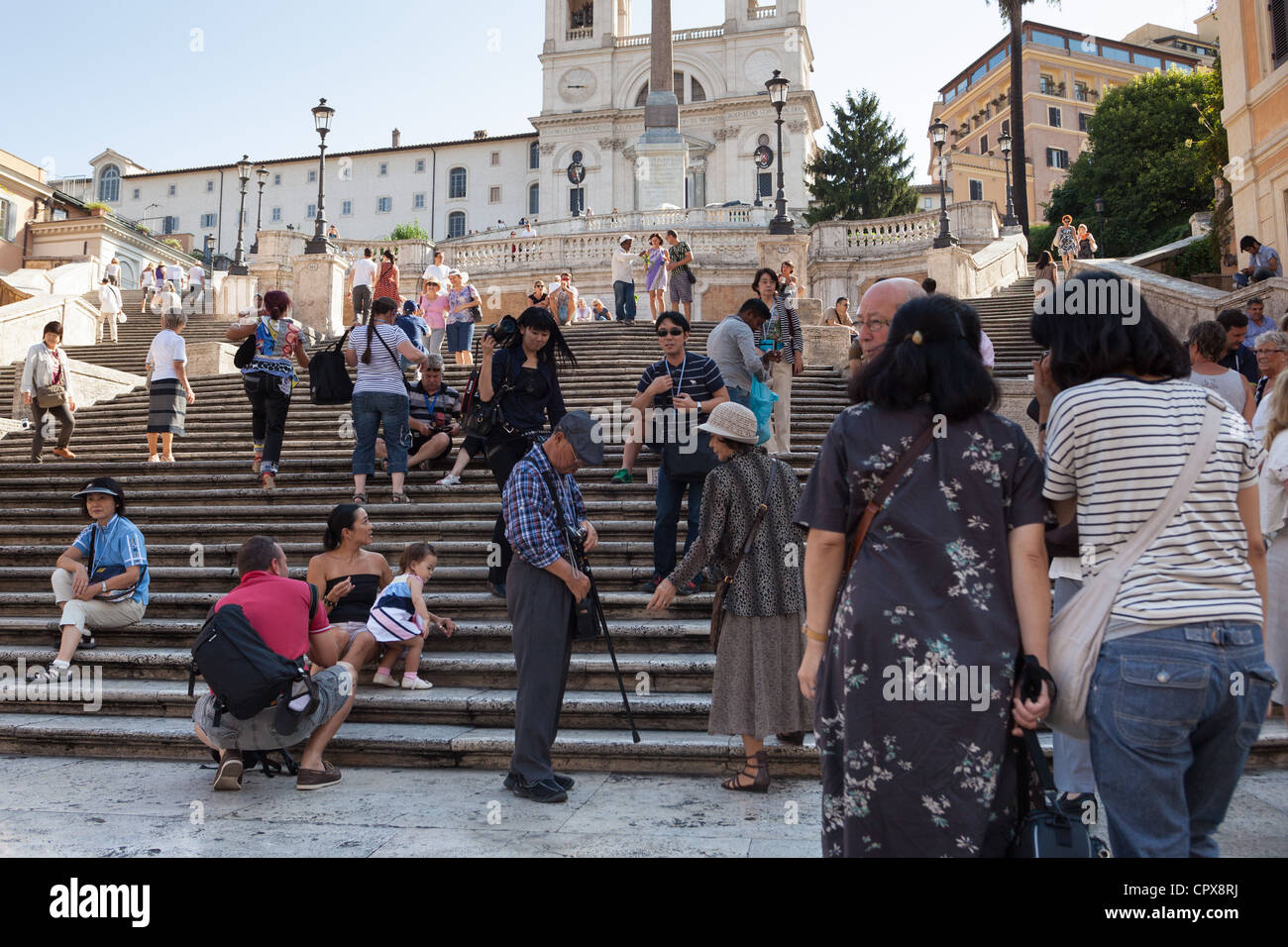 Tourist crowds. Spanish steps Rome Italy Stock Photo - Alamy