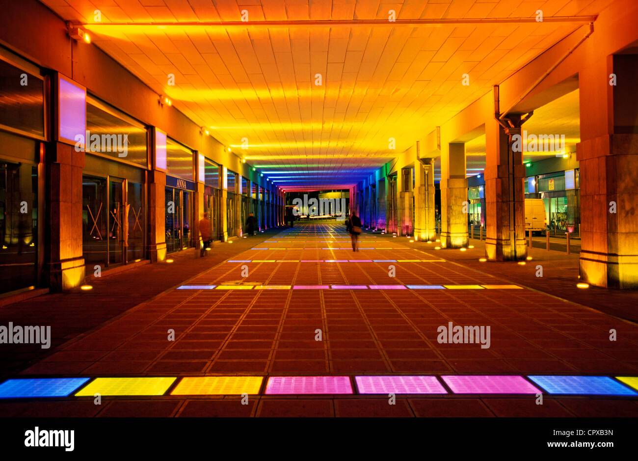 Lightning bridge hi-res stock photography and images - Alamy