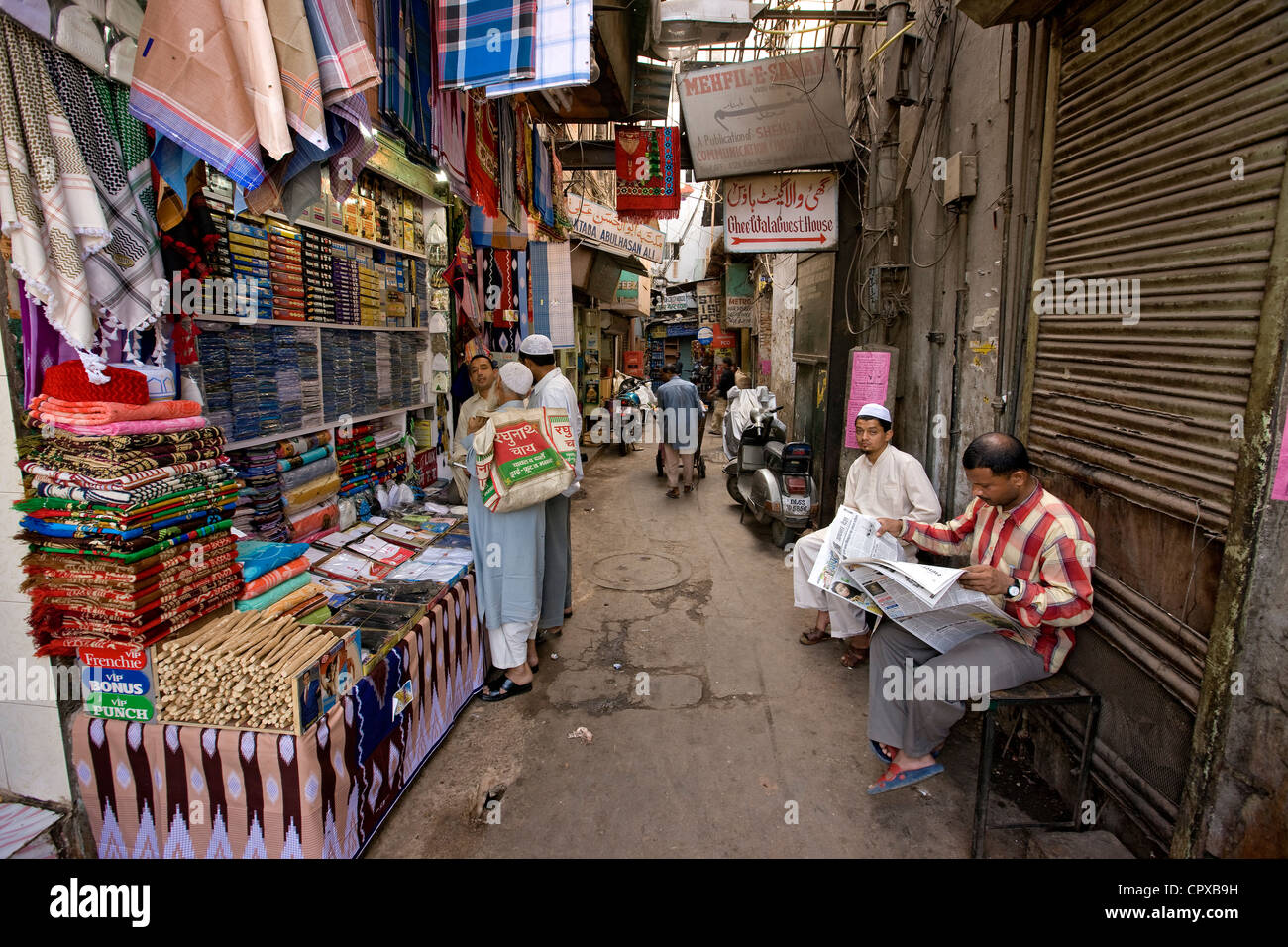 India, Delhi, Muslim District near the Jama Masjid Mosque, narrow ...