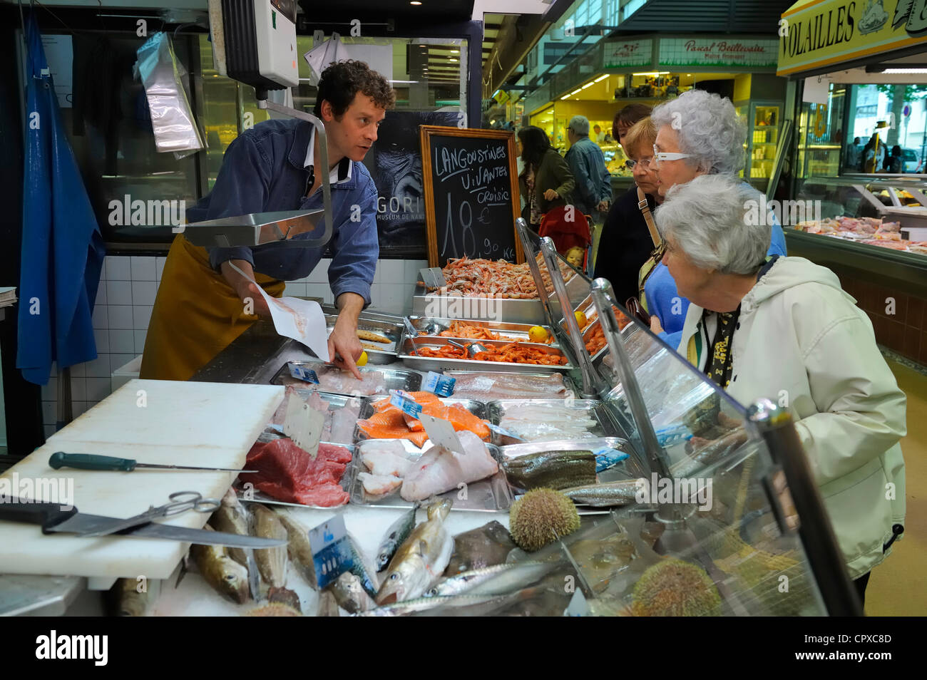 Nantes fish market hi-res stock photography and images - Alamy