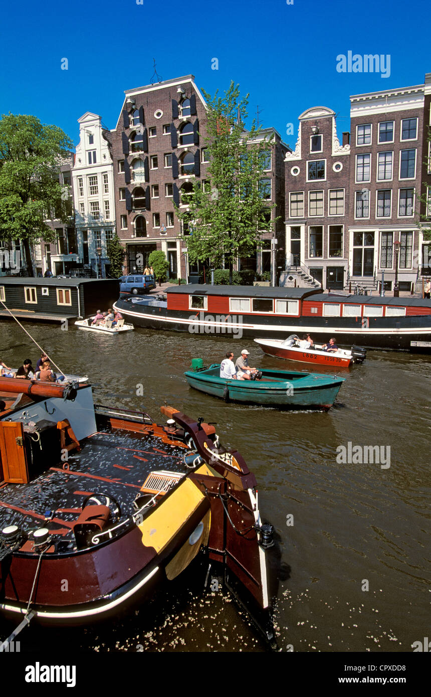 Traditional boats on canal hi-res stock photography and images - Alamy