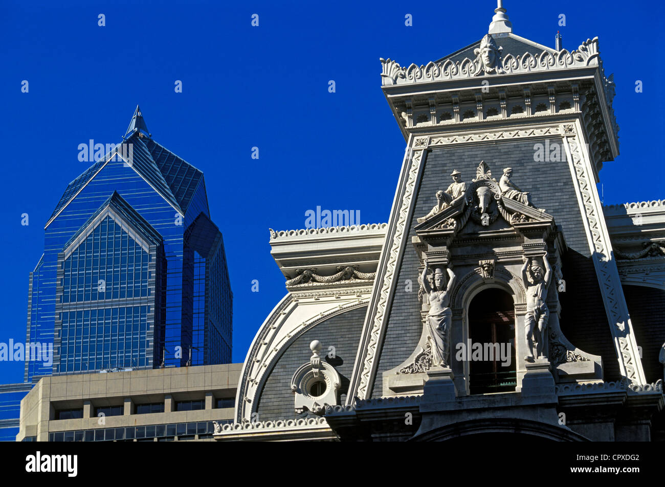 Philadelphia city hall hi-res stock photography and images - Alamy