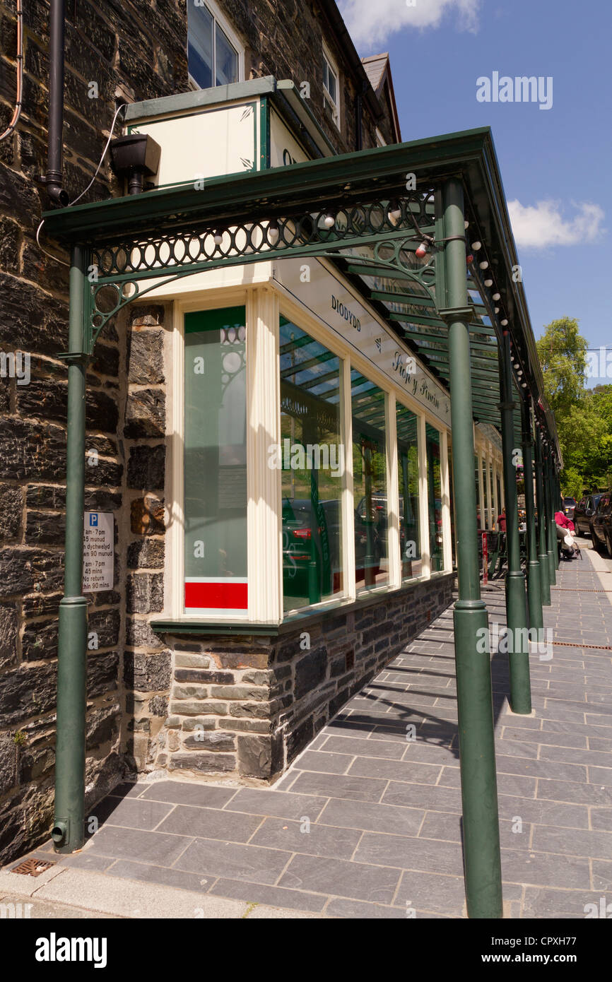 Capel curig cafe hi-res stock photography and images - Alamy