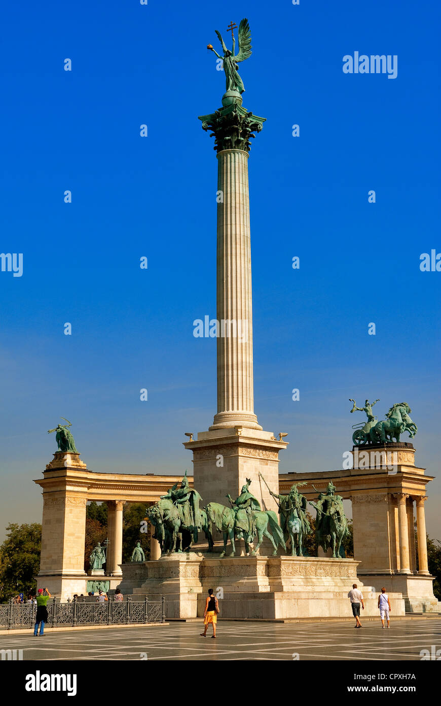 Arpad statue hi-res stock photography and images - Alamy