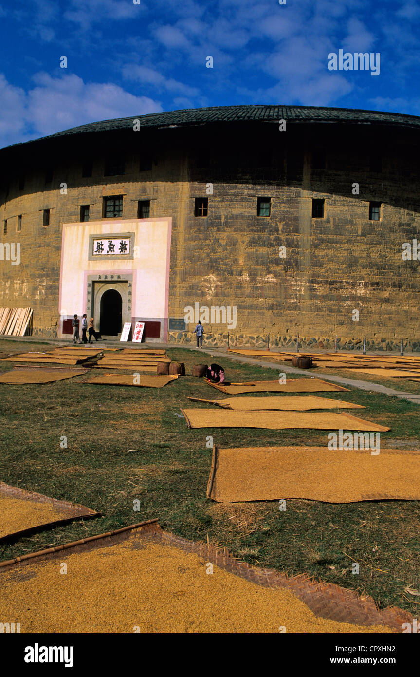 Communal structures hi-res stock photography and images - Alamy