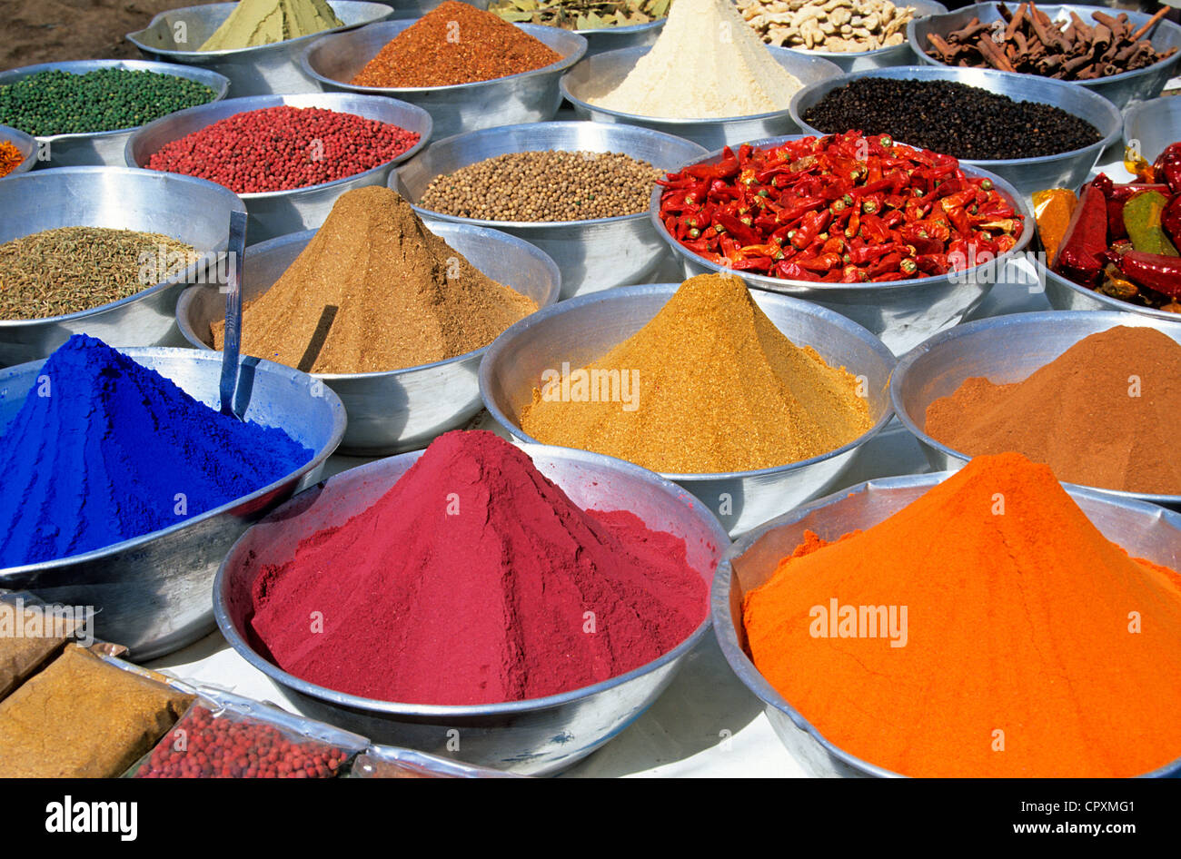 Egypt, Upper Egypt, Nile Valley, Aswan, spices market Stock Photo - Alamy