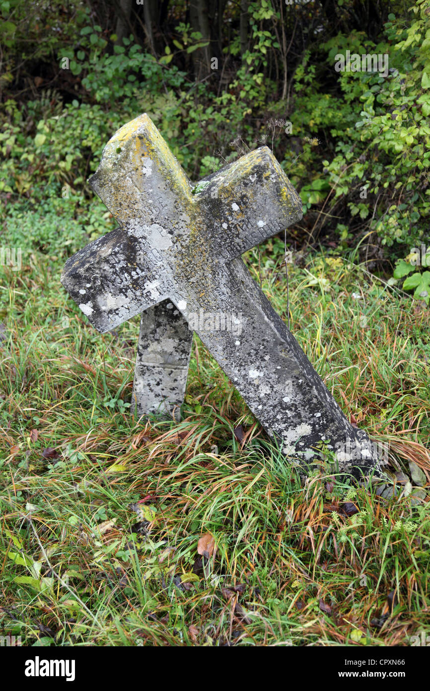 Stone cemetery cross Stock Photo - Alamy