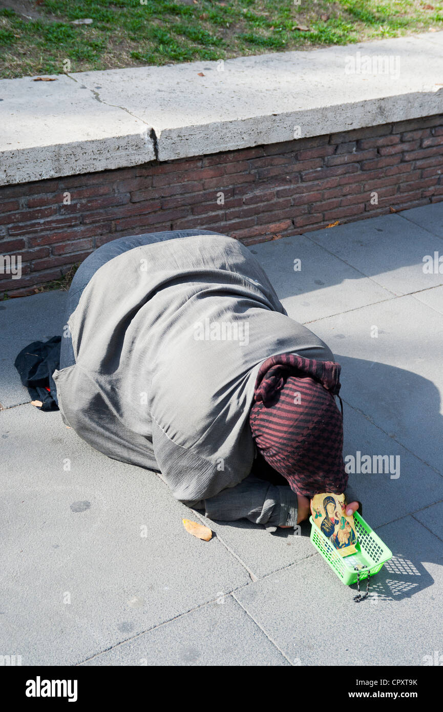 Panhandler gypsy hi-res stock photography and images - Alamy