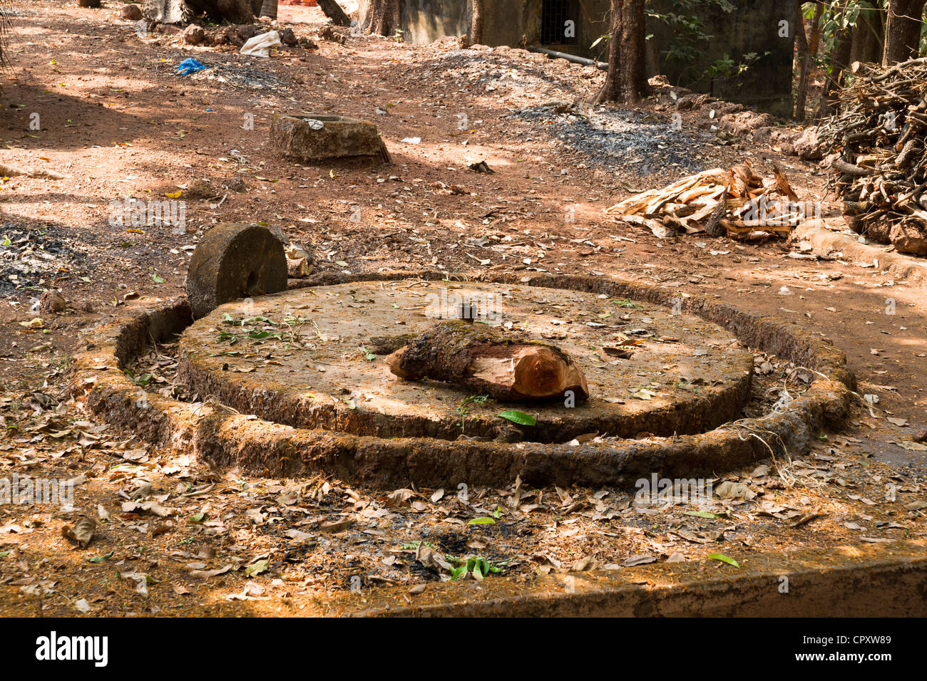 A mill for pressing caju apples to make feni in Tiracol Stock Photo - Alamy