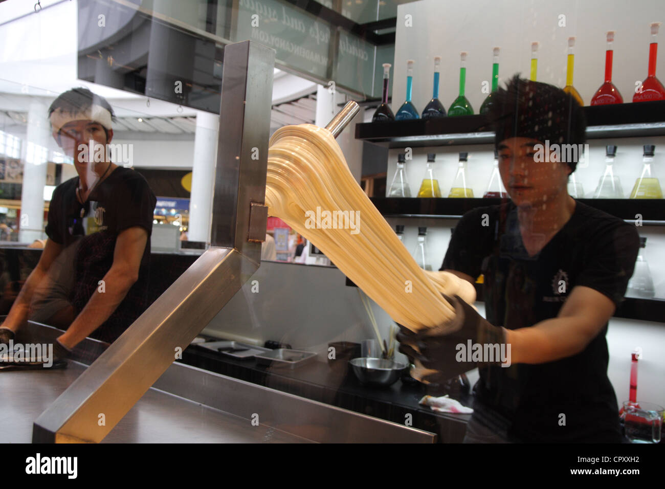 Making thai sweets hi-res stock photography and images - Alamy