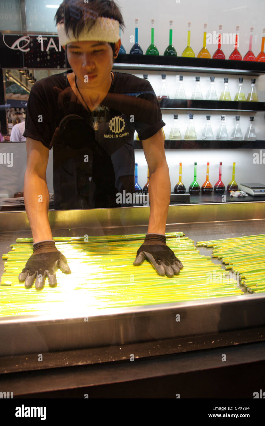 Candy maker making handmade candy , Made in candy shop in Bangkok Stock ...
