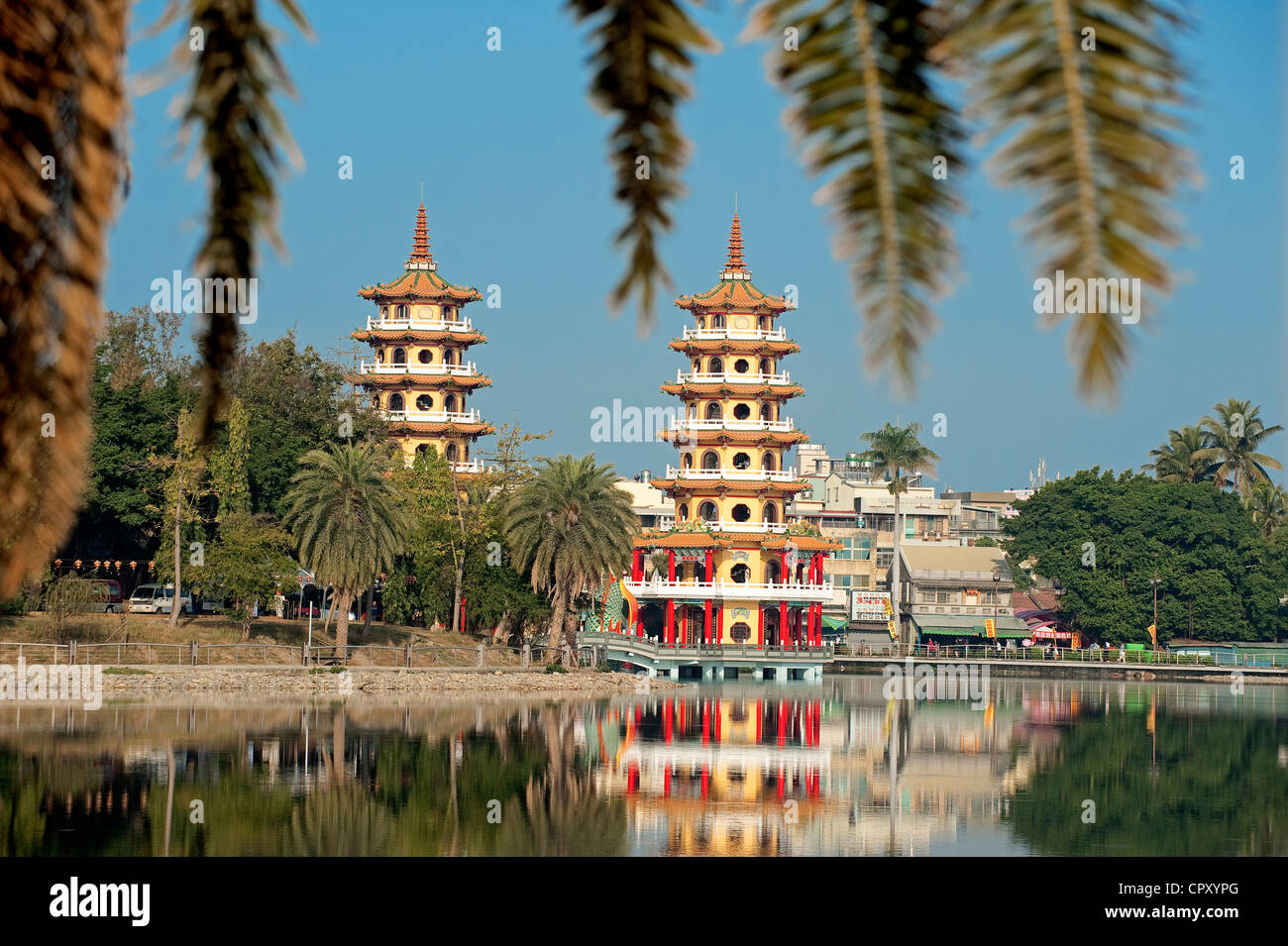 Taiwan, Kaohsiung, Lotus Pond, Spring and Autumn Pavilions along the ...