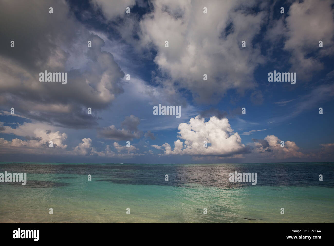 Maldives landscape hi-res stock photography and images - Alamy