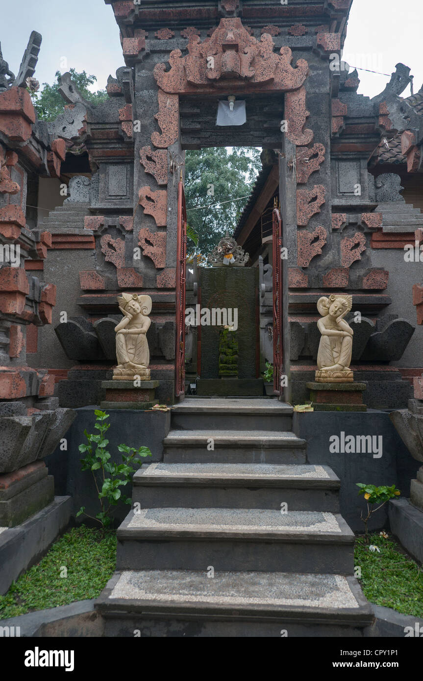 Traditional compound entrance in Bali, Indonesia Stock Photo - Alamy